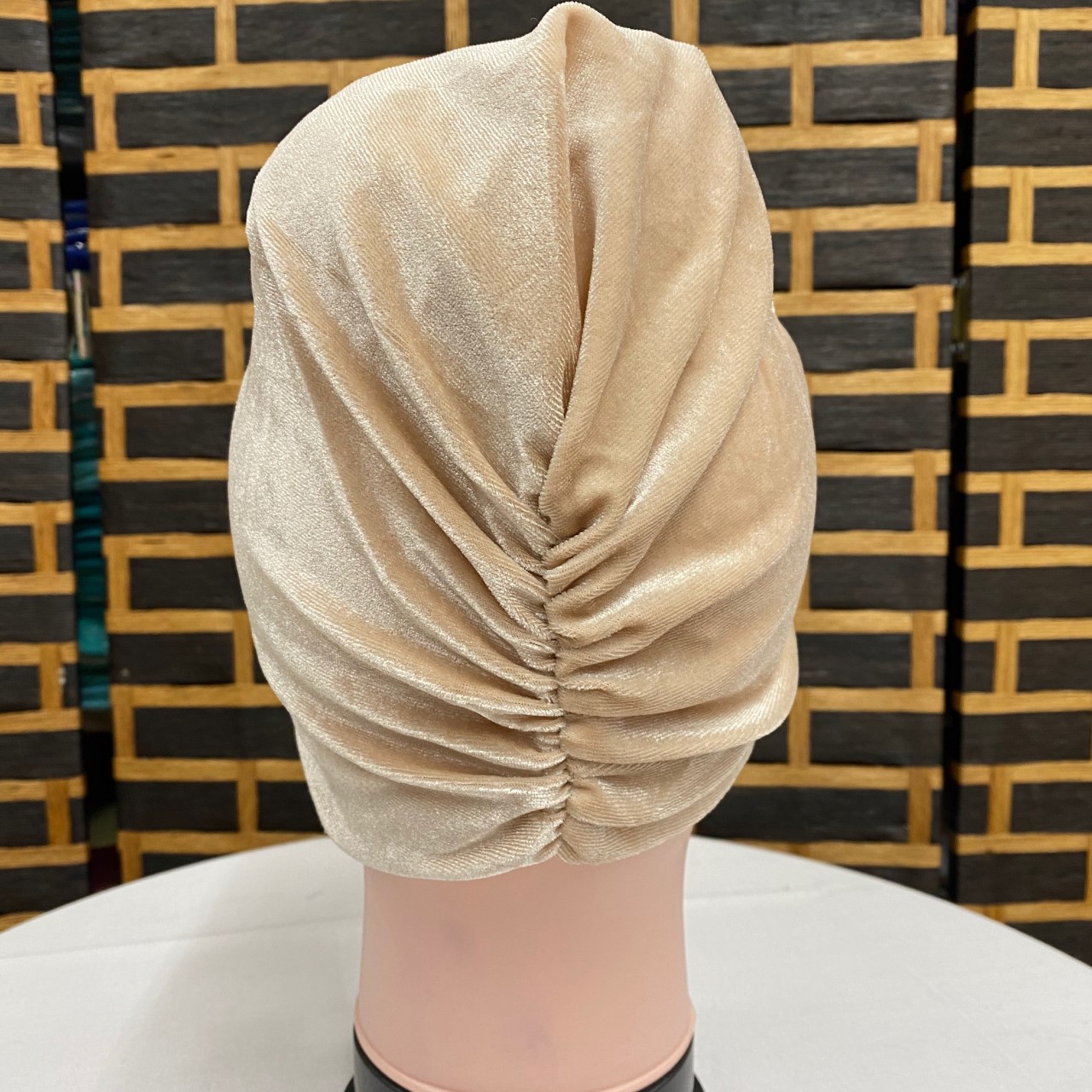 Velvet turban – Light beige – Al-Sondos